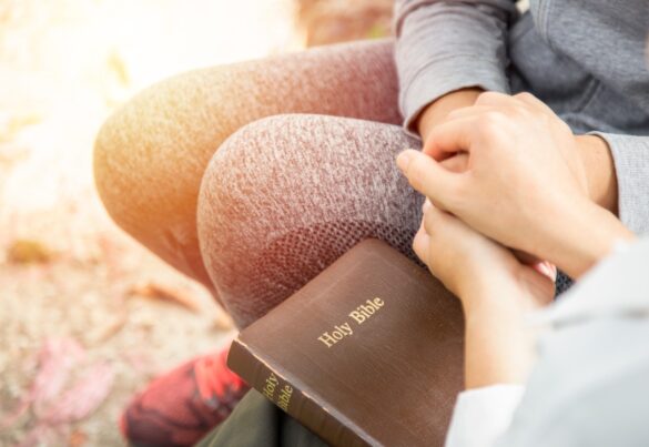 17 Helpful Bible Verses About Praying Together - Assured Faith